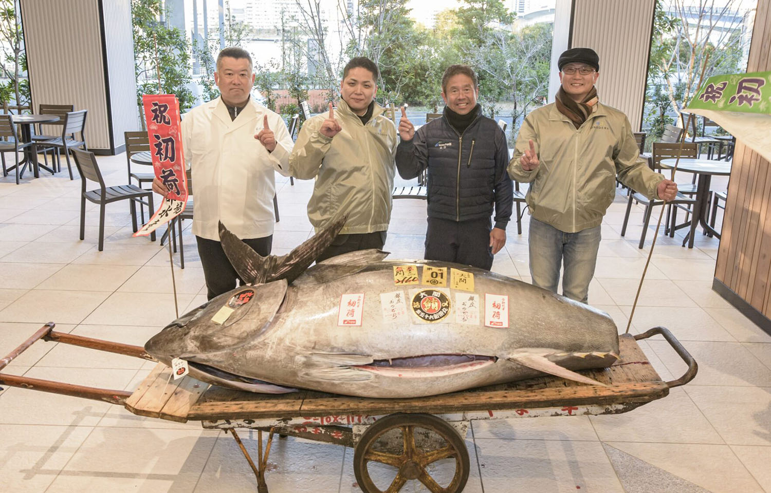 Prized tuna fetches USD 1.3 million at Toyosu's first auction of 2025 ...