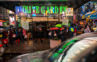 Darden announces new CEO, big earnings hike | SeafoodSource