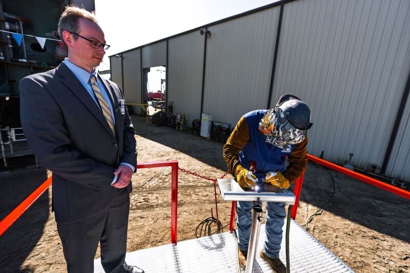 Army corps, Eastern Shipbuilding lay keel for hopper dredge | WorkBoat
