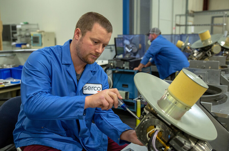 Navy awards Serco $97 million submarine antenna contract | WorkBoat