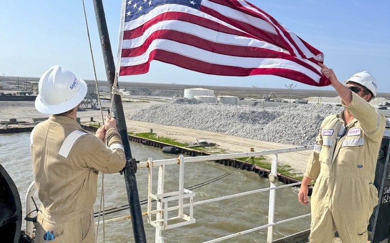 Crowley deploys newly reflagged LNG carrier to serve Puerto Rico | WorkBoat