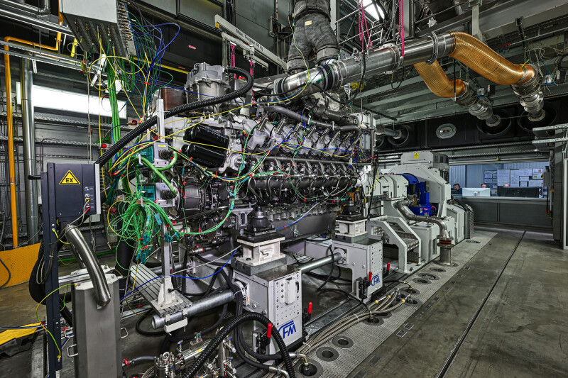 Rolls-Royce tests first high-speed methanol marine engine | WorkBoat