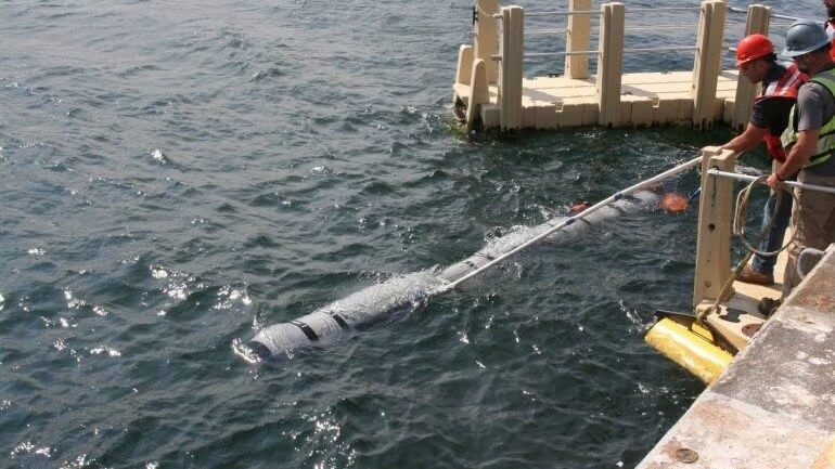Navy, Huntington Ingalls, Woods Hole achieve successful UUV retrieval ...